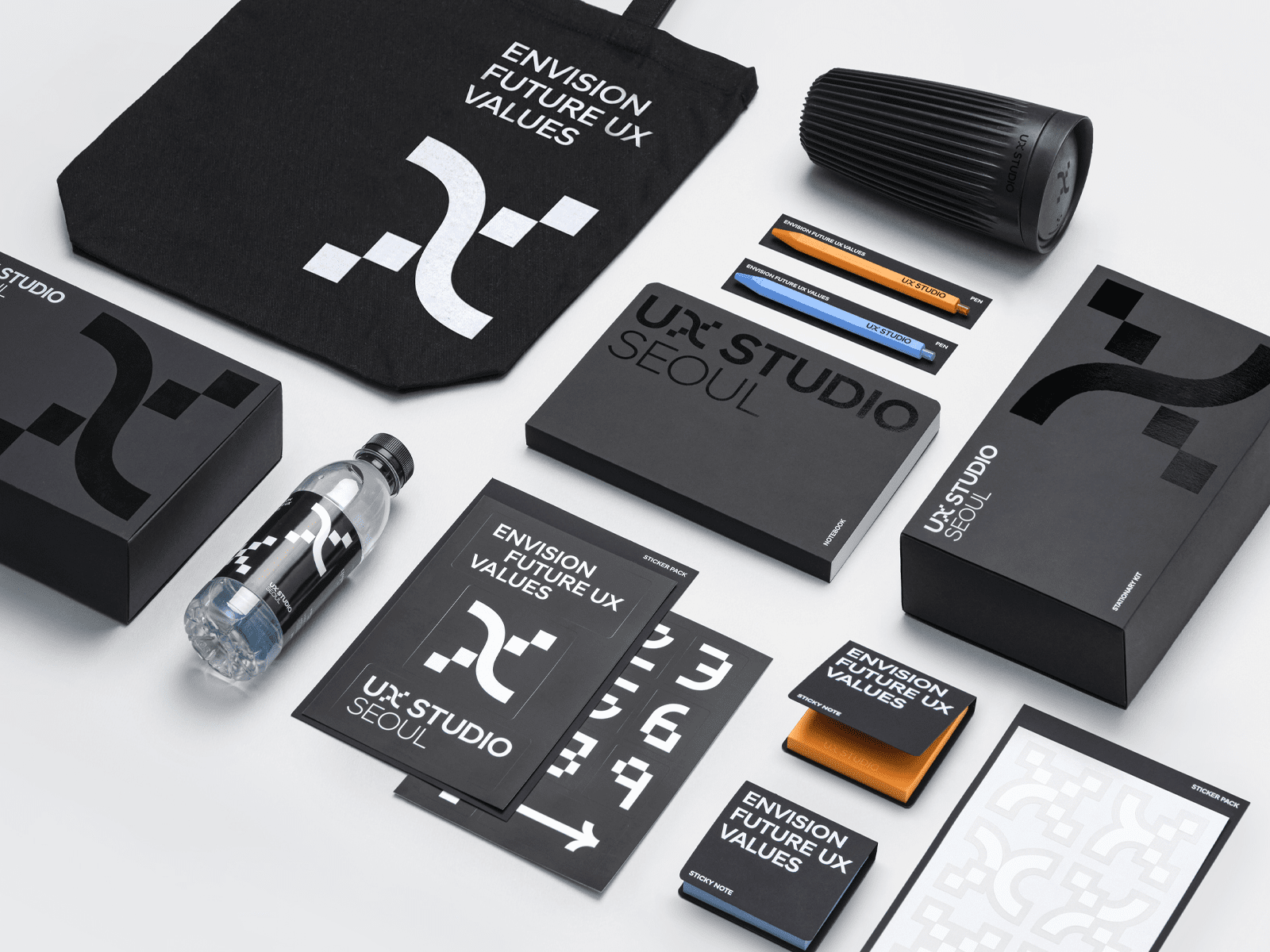 UX 스튜디오 서울: 현대 자동차의 모빌리티의 미래 연구소 - 디자인 나침반