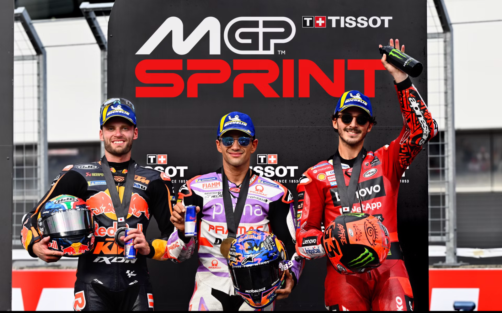 모토GP 리브랜딩, 곡선의 미학 - 디자인 나침반